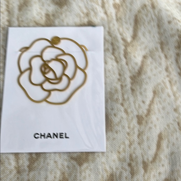 CHANEL | Accents | Chanel Gold Floral Bookmark | Poshmark